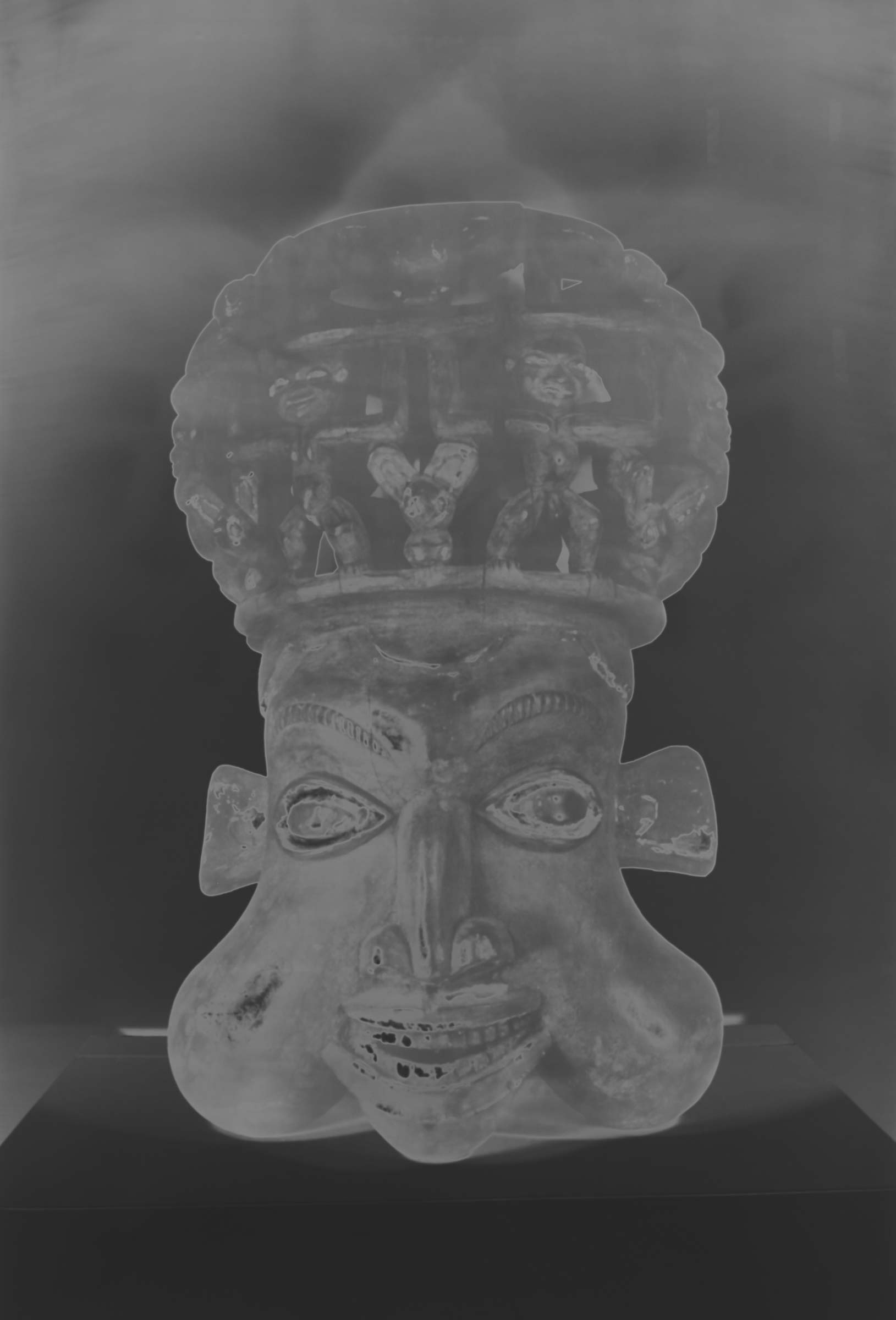 Bamun Mask, IV: October 2, 2019 | Vera Lutter